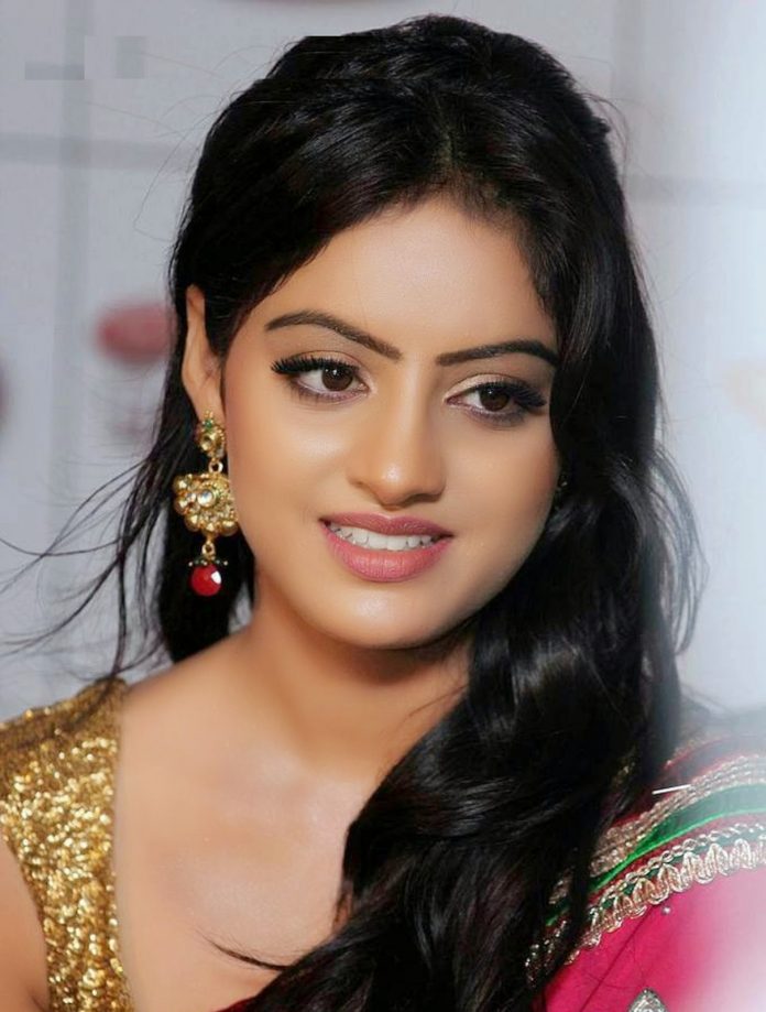 Deepika Singh Biography – Age, DOB, TV Serial List, Family Profile etc