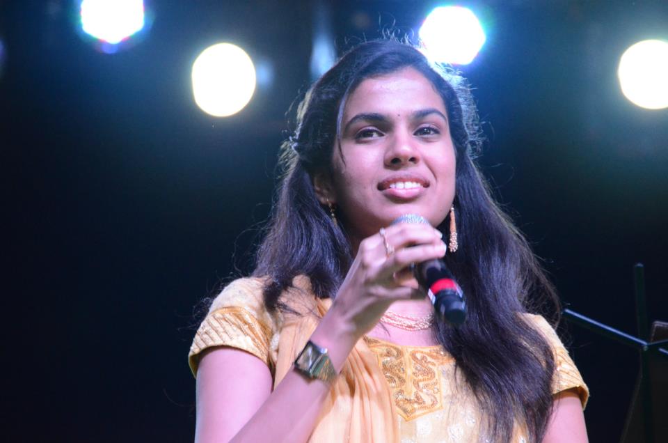 Singer Sravana Bhargavi Biography – Age, DOB, Height, Songs, Profile