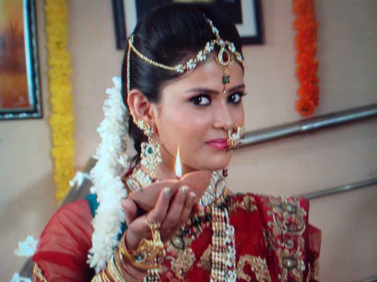 Serial Actress Tanuja Biography - Age, Height, Serials, Images, Family ...