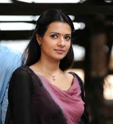 Saloni Biography – Wiki, Real Name, Age, Height, Weight, Family, Movies ...